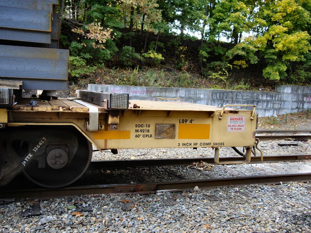 PTTX 136422 Flat Car